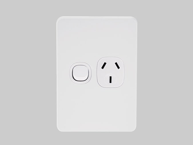 Metro Range - White - Vynco