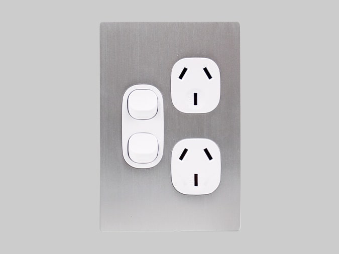 Urban Range - White Silver Metal - Vynco